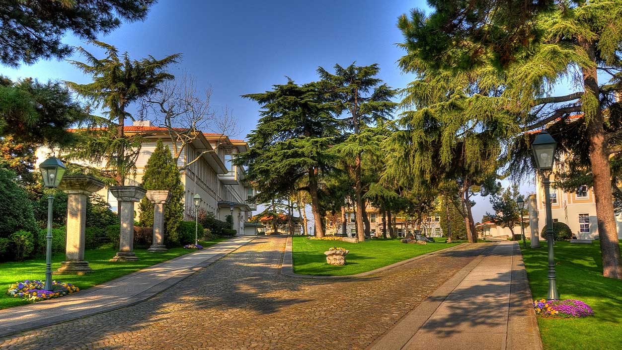 Koç Holding yeni kreatif ajansını seçti - MediaCat